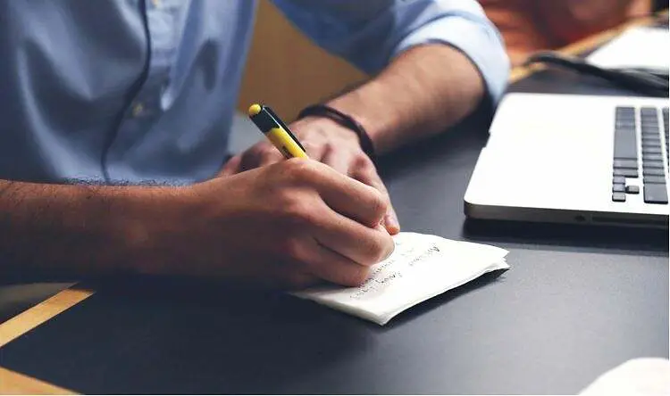 Prise de référence en recrutement : comment faire